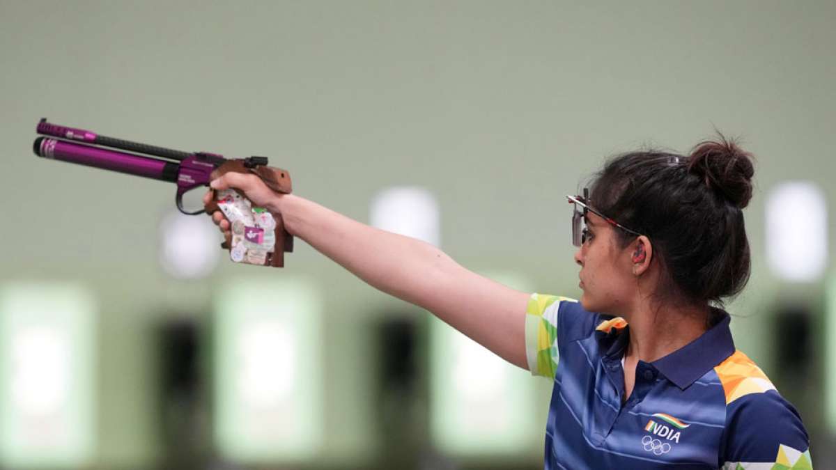 Manu Bhaker: Tokyo Olympics 2020లో అయిదో స్థానంలో స్టార్ షూటర్ - Telugu ...