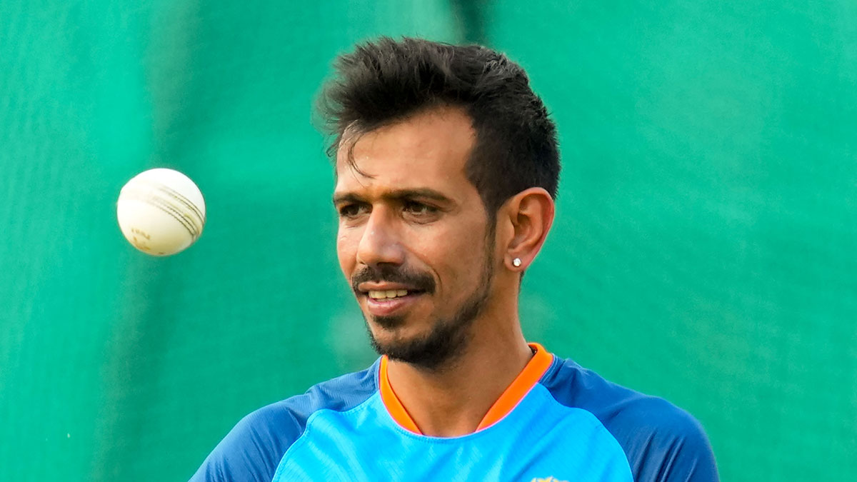 Yuzvendra Chahal ఆసీస్‌తో సిరీసులో హ్యాండిచ్చిన సెలెక్టర్లు చాహల్ రియాక్షన్ వైరల్ Indvsaus